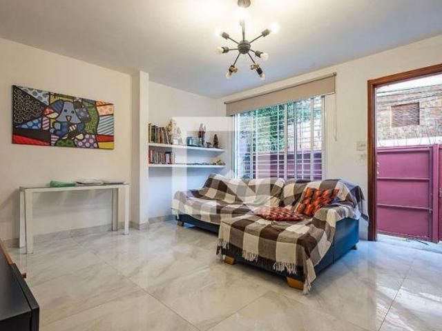 Casa à Venda Pinheiros, 2 Quartos, 129 m2