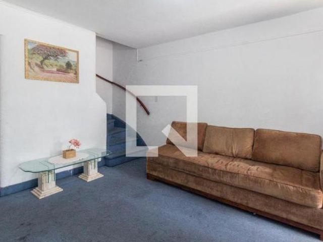 Casa à Venda Pinheiros, 2 Quartos, 180 m² São Paulo