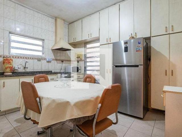 Casa à Venda Pinheiros, 2 Quartos, 239 m2