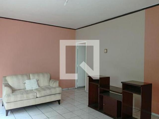 Casa à Venda Pinheiros, 2 Quartos, 240 m2