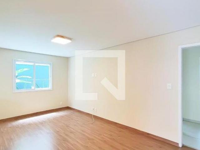 Casa à Venda Pinheiros, 3 Quartos, 126 m2