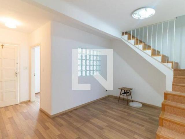 Casa à Venda Pinheiros, 3 Quartos, 140 m2