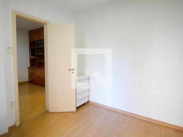 Casa à Venda Pinheiros, 3 Quartos, 160 m2