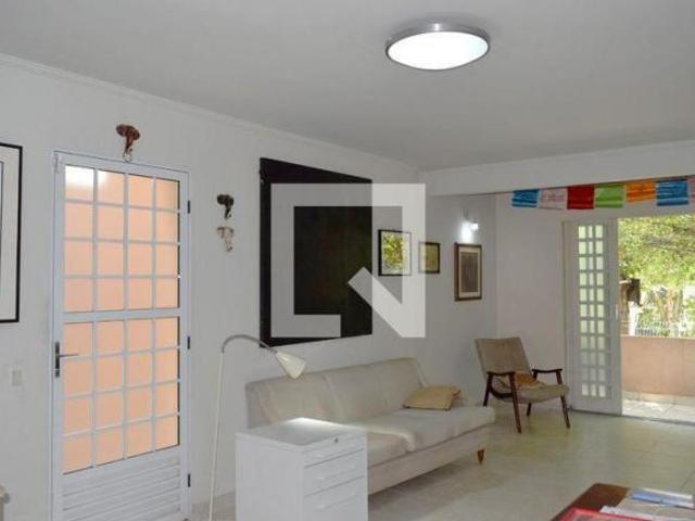 Casa à Venda Pinheiros, 3 Quartos, 200 m² São Paulo