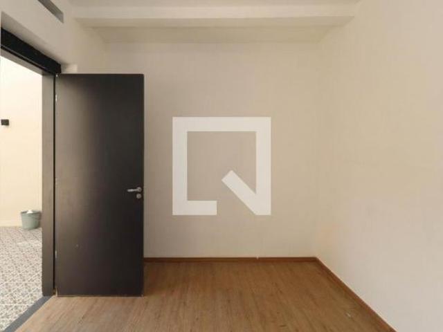 Casa à Venda Pinheiros, 4 Quartos, 210 m2