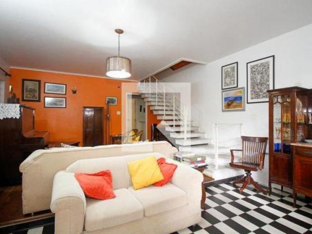 Casa à Venda Pinheiros, 5 Quartos, 250 m2