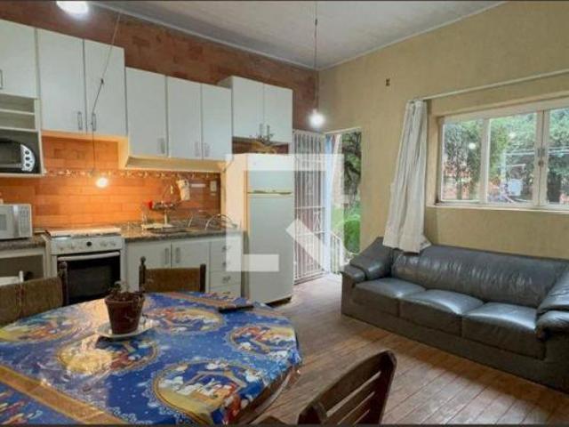 Casa à Venda Pinheiros, 8 Quartos, 320 m2