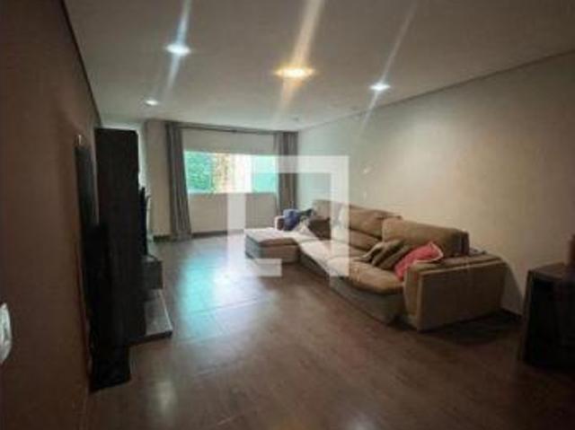 Casa à Venda Piqueri, 4 Quartos, 272 m2