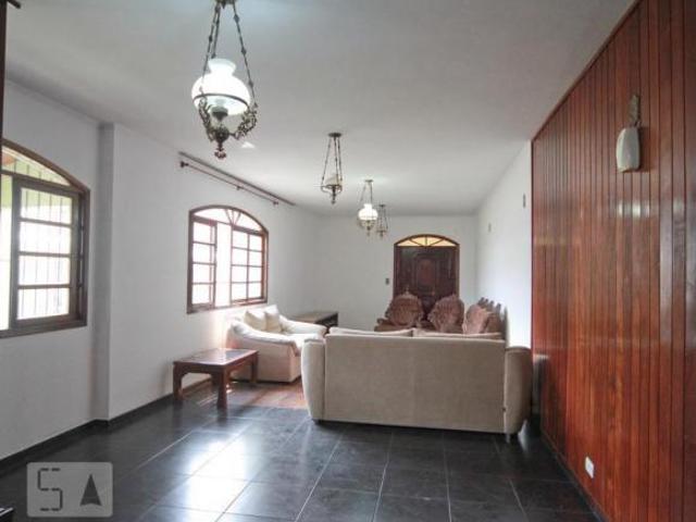 Casa à Venda Piqueri, 4 Quartos, 320 m² São Paulo