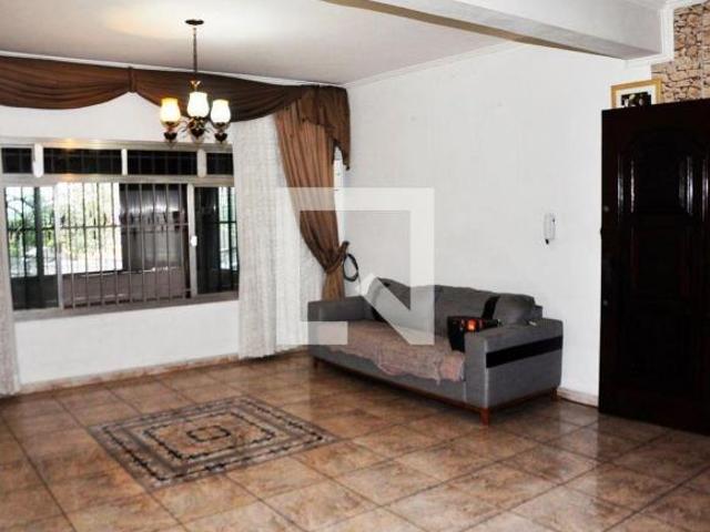 Casa à Venda Piqueri, 4 Quartos, 342 m2