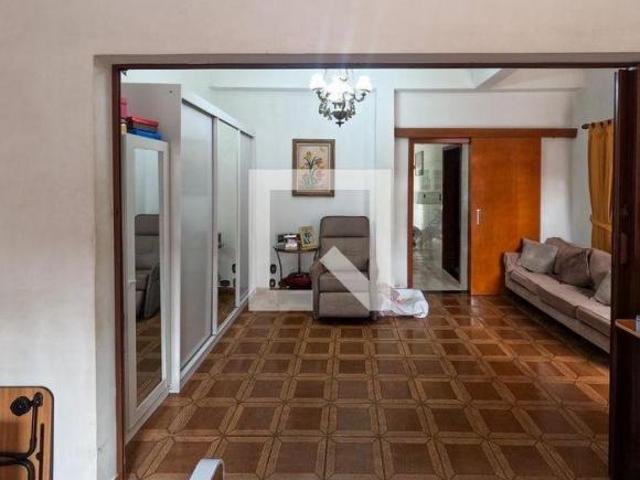 Casa à Venda Piqueri, 7 Quartos, 120 m² São Paulo
