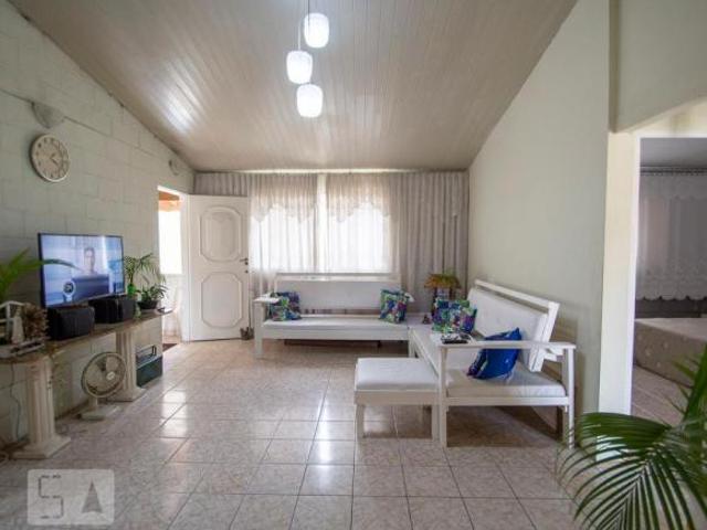 Casa à Venda Piqueri, 7 Quartos, 350 m² São Paulo