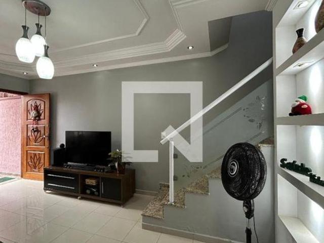 Casa à Venda Piqueri, 2 Quartos, 90 m2
