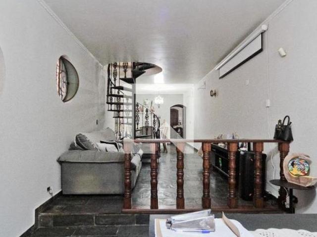 Casa à Venda Piqueri, 3 Quartos, 213 m² São Paulo