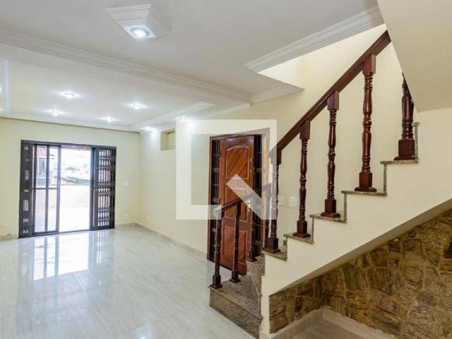 Casa à Venda Piqueri, 3 Quartos, 235 m2