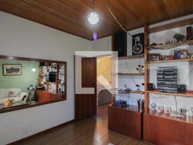 Casa à Venda Planalto, 3 Quartos, 260 m² Belo Horizonte