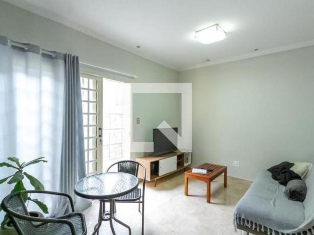 Casa à Venda Planalto, 3 Quartos, 230 m2
