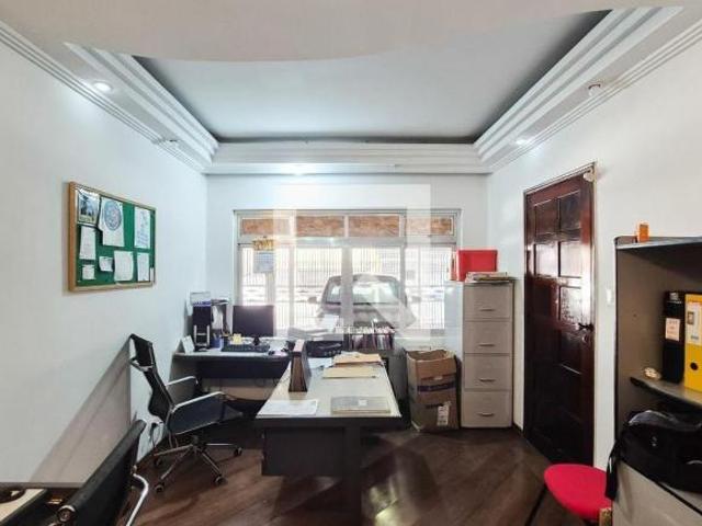 Casa à Venda Planalto, 3 Quartos, 300 m2