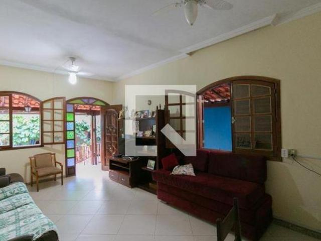 Casa à Venda Planalto, 3 Quartos, 300 m² Belo Horizonte