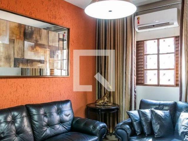 Casa à Venda Planalto, 2 Quartos, 100 m² Belo Horizonte