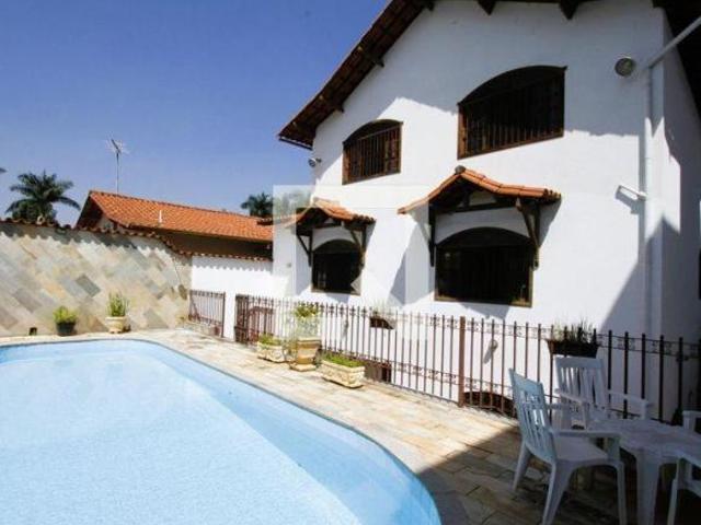 Casa à Venda Planalto, 4 Quartos, 370 m² Belo Horizonte