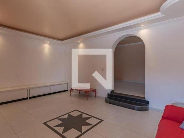Casa à Venda Planalto, 6 Quartos, 363 m² Belo Horizonte