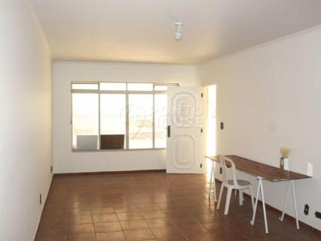 Casa à Venda Planalto Paulista 3 Dormitórios, 4 Vagas e Quintal, 300 m² Terreno