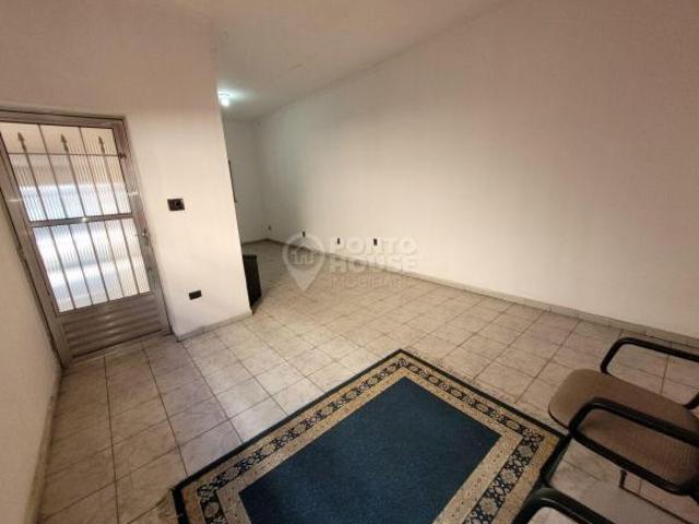 Casa à Venda Planalto Paulista, 3 Dormitórios, 2 Vagas, A 850 Metros do Metrô