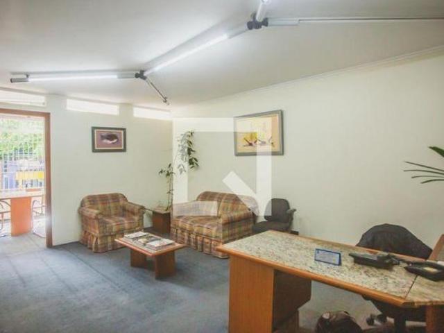 Casa à Venda Planalto Paulista, 3 Quartos, 180 m2