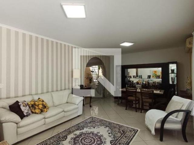 Casa à Venda Planalto Paulista, 3 Quartos, 280 m2
