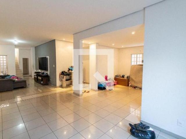 Casa à Venda Planalto Paulista, 3 Quartos, 210 m2