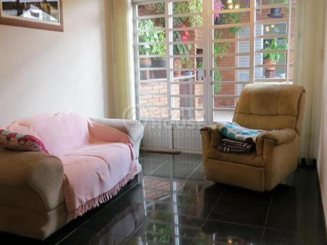 Casa à Venda Planalto Paulista 4 Dormitórios, 6 Vagas, Próxima Metrô, 10 x 30