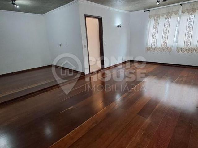 Casa à venda Planalto Paulista 4 dormitórios, 2 suítes, 3 vagas, 9 x 26, ocasião