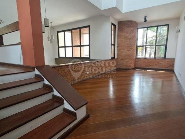 Casa à Venda Planalto Paulista, Diferenciada, 3 Suítes, 5 Vagas, Lazer, 10 x 50