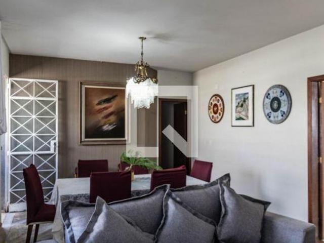 Casa à Venda Prado, 4 Quartos, 777 m2