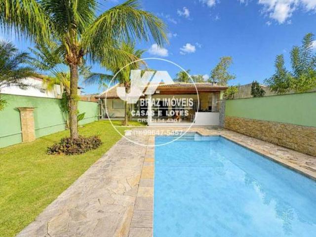 Casa à venda praia Boracéia Bertioga