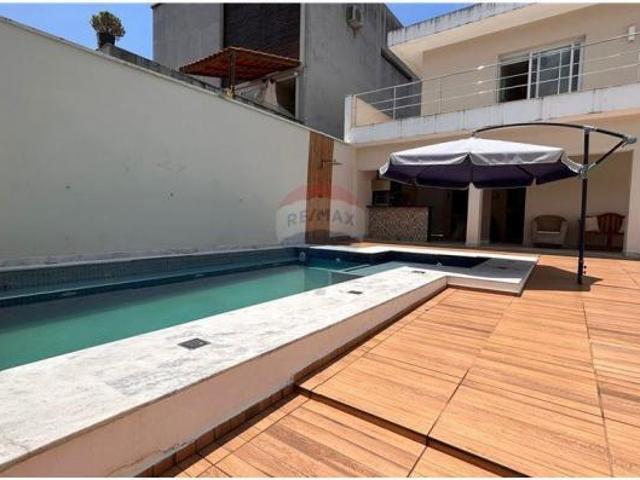 Casa a venda Praia da Enseada Guaruja 50 metros da praia R$ 1.190.000