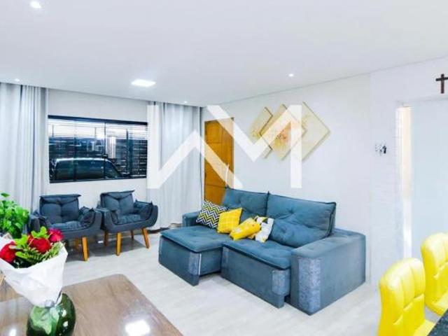 Casa à venda pronta para Morar | 2 Dormitórios | 2 Vagas | Quintal Privativo | 125 m²