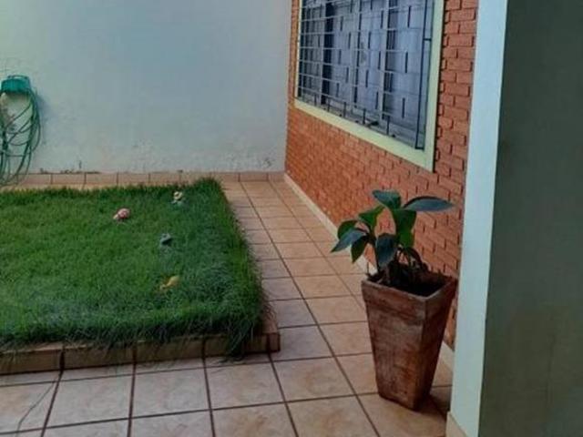 CASA A VENDA PRONTA PARA MORAR CENTRO POÁ, OPORTUNIDADE ÚNICA!
