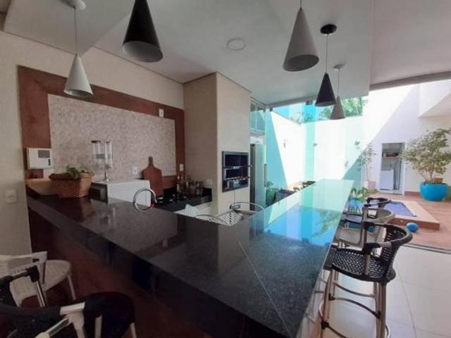 CASA A VENDA PRONTA PARA MORAR SÃO BERNARDO CENTRO, OPORTUNIDADE ÚNICA!