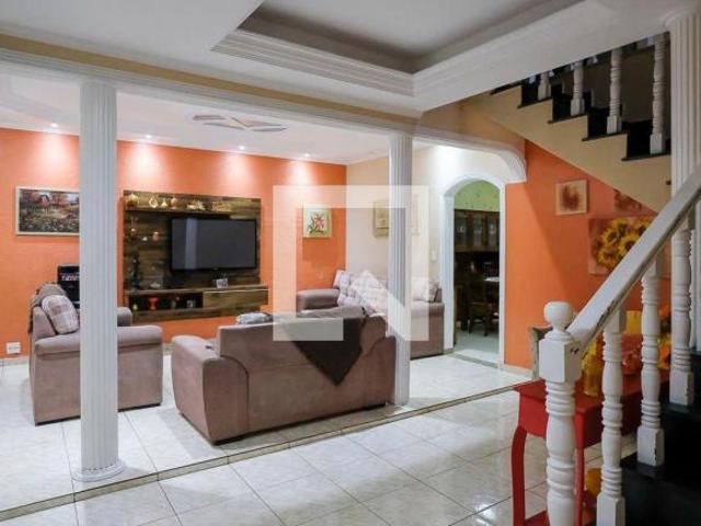 Casa à Venda Prosperidade, 3 Quartos, 230 m2