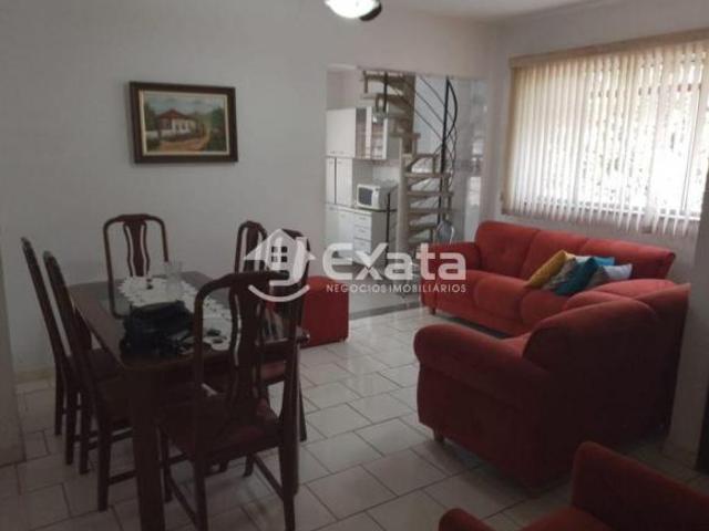 Casa a venda proxima a Avenida Nogueira Padilha