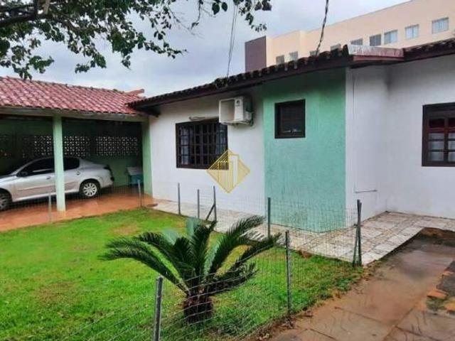 CASA A VENDA PRÓXIMO A AV. EGÍDIO MUNARETTO TOLEDO/PR