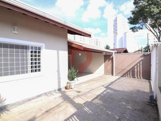 Casa a venda próximo a Bolsão de Segurança em Valinhos