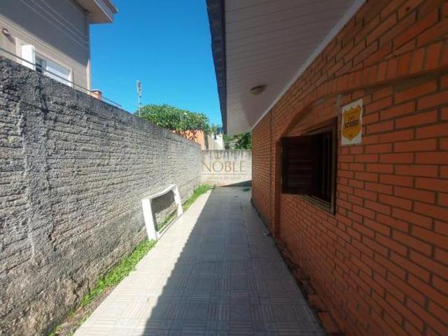 Casa a venda proximo a lagoa do Violão!