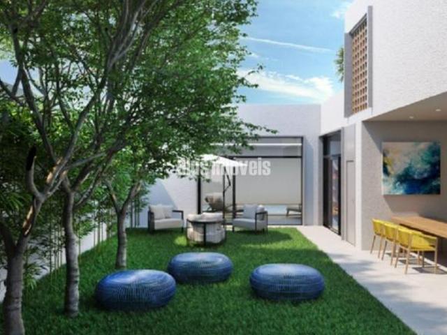 Casa a venda próximo do Parque Ibirapuera no Jardim Paulista