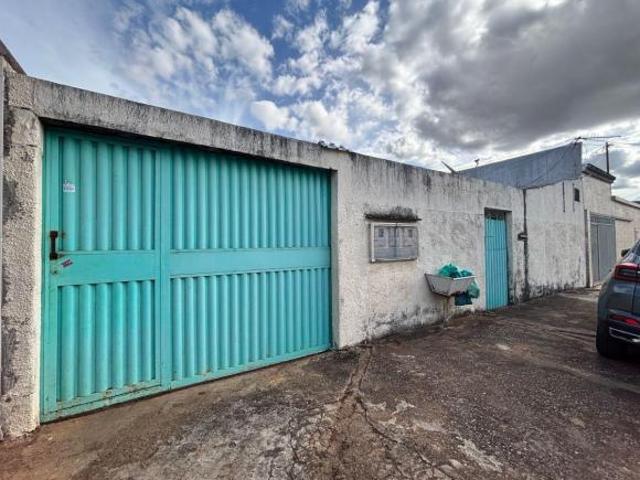 Casa a venda Qd. 2 Setor Sul do Gama próx Hospital lote vazado 312 m²