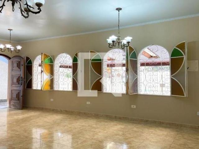 Casa à Venda Quitaúna, 3 Quartos, 213 m² Osasco