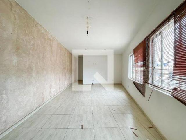 Casa à Venda Quitaúna, 3 Quartos, 215 m2