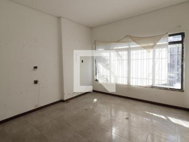 Casa à Venda Quitaúna, 7 Quartos, 251 m2
